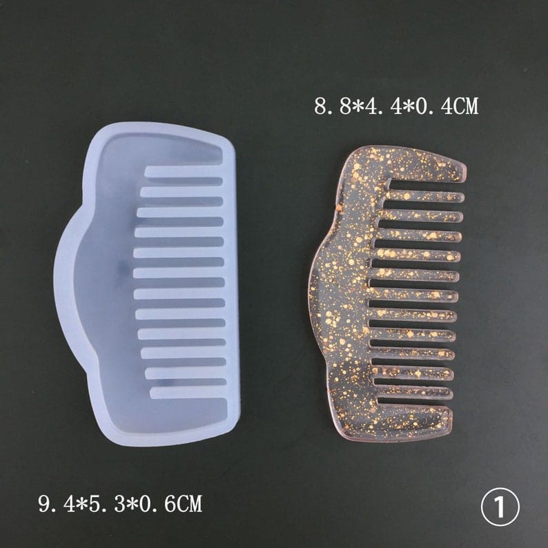 Arteria. SMALL DESIGNER COMB-1