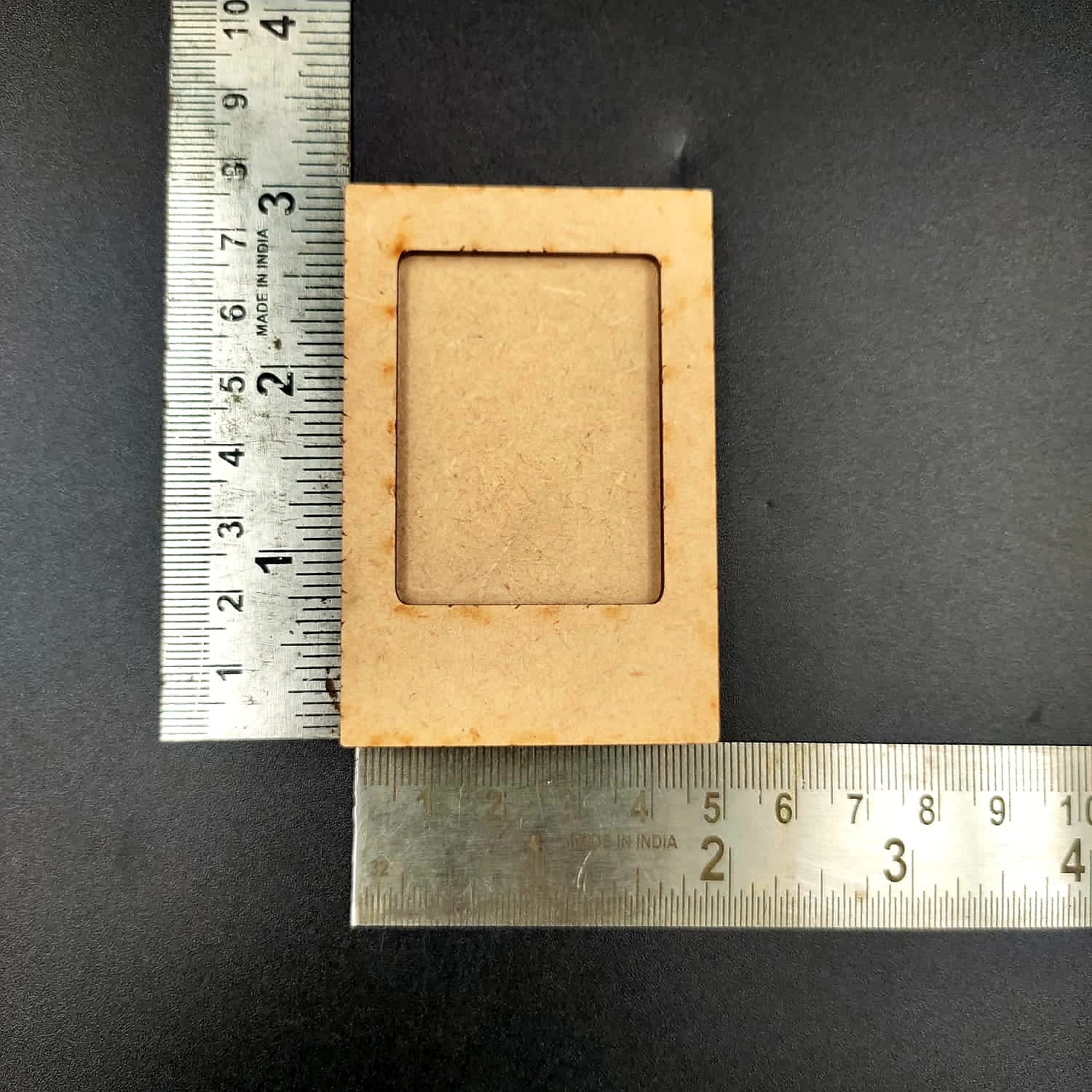 Arteria. Mini Polaroid Frame Magnet