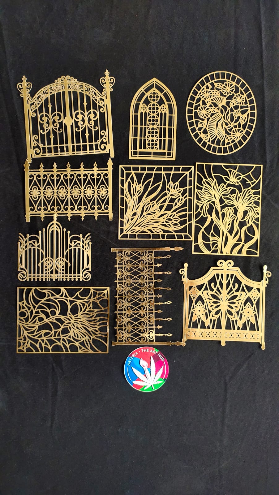 Arteria. Holographic Golden 3D Decor Cutouts