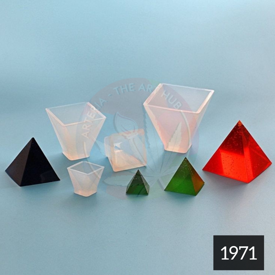 Arteria. 50mm Crystal Pyramid Mould